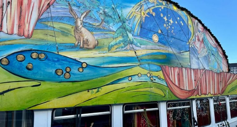 Märchenschiffe am Jungfernstieg: Hamburger Weihnachtstradition